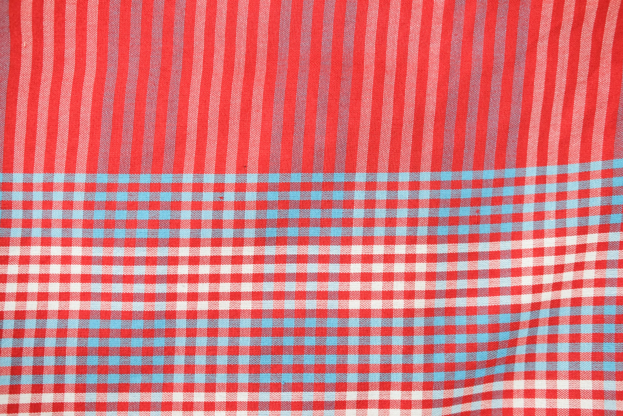 The Visayan Patadyong and the Interlacing of Color – Narra Studio